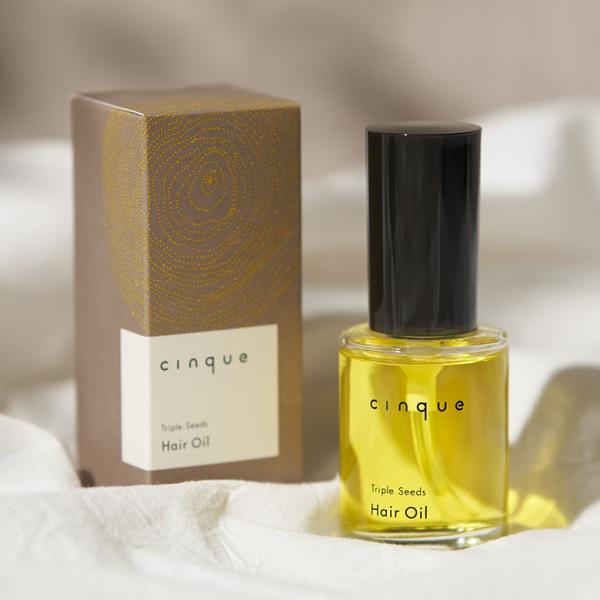 生命力の塊である植物の種子から抽出された3種の成分をブレンドしたヘアオイルです。■グリーンナッツ髪と肌をなめらかに整えます。■モリンガ傷んだ髪や肌をいきいきと輝かせ、人間に必要なほぼ全ての栄養素がバランスよく含まれています。■バオバブビタミ...