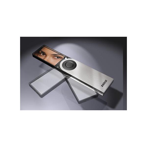 白色高輝度LEDライト付きの高品質ポケットミラーです。ボタンを押すと、自動でミラーが出てきます。暗い場所でミラーを見たいときに助かります。鏡拭き兼用マイクロファイバー製ポーチ付き。ZELCOは、LEDなどのテクノロジーの進歩を使い勝手とデザ...