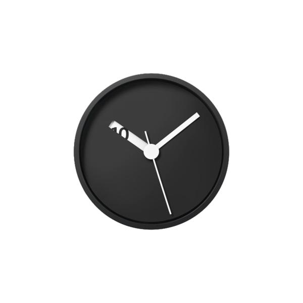 メーカー : Lemnos｜レムノス（Japan）デザイナー : Ross McBride｜ロス・ミクブライドサイズ : φ130×46mm（300g）素材 : アルミニウム、ポリカーボネート、ガラスムーブメント : クオーツ（スイープセコ...