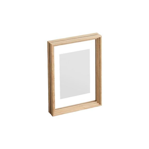 ブランド : MOEBE｜ムーベ（Denmark）寸法、重量 : H23×W3.5×D17cm、約300gカラー : オーク、ブラック素材 : PEFC認証オーク材（黒のみ染色）、アクリルガラス、ゴムバンド■ご購入前に商品説明文内に記載の注...