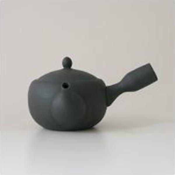 サイズ :約φ100(持ち手含160) x H95mm容量 :320cc素材 :陶器 無釉生産国 :made in Japan■ご購入前に商品説明文内に記載の注意喚起を必ずご確認の上でお買い求めください。急須 おしゃれ ベンリー急須 南景製...