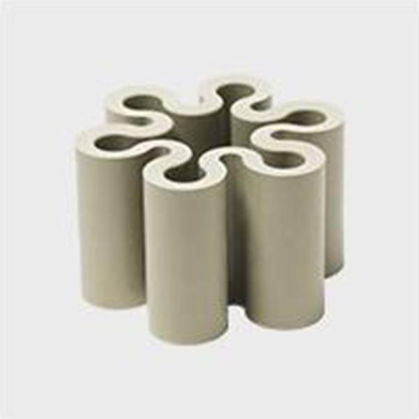 デザイナー  : 浅野泰弘／Yasuhiro Asano   ブランド  : +d（プラスディー）アッシュコンセプト   サイズ  : W157×D142×H96mm   素材  : 合成ゴム   重量  : 約1.2kg   生産国  :...