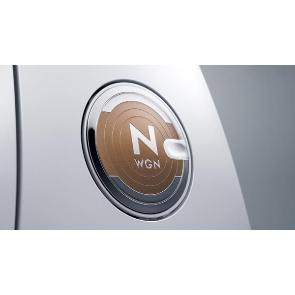 フューエルリッドデカール 参考情報ハイボスカル（樹脂製）／クロームメッキ調×グロッシーカッパー・メタリック※ボディーコートの施工前に装着してください。※テールゲートオープン時、アンテナと干渉する場合がありますが機能に問題はありません。N-W...