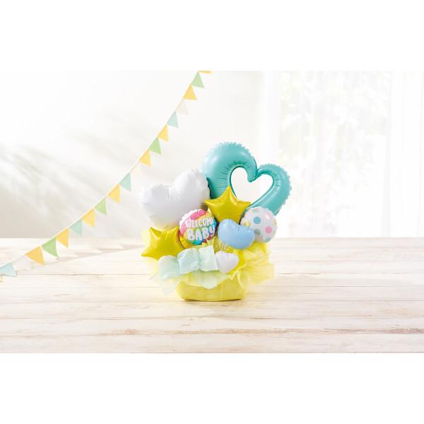 出産祝いに最適な優しい色合いのバルーンギフトです。●現品約40×45×30ｃｍ・本体重量＝約400ｇ●バルーン＝ナイロンフィルム、バルーン底面部＝不織布、バルーン包装＝ＯＰＰ●バルーン8個※航空便不可※地域によってお届けにお時間がかかる場合...