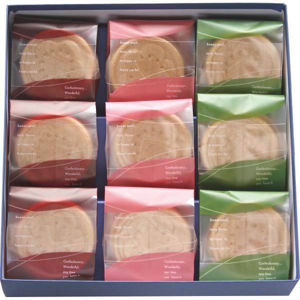 大山牧場の生クリームと北海道十勝産小豆・京都府産抹茶・いちごの三種。まるでアイスクリームのような最中です。●生クリーム最中（小豆・抹茶・いちご×各3）原産国：JPN：日本成分あり：/乳成分/宅配冷蔵区分：03：冷凍賞味期限：60※画像はイメ...