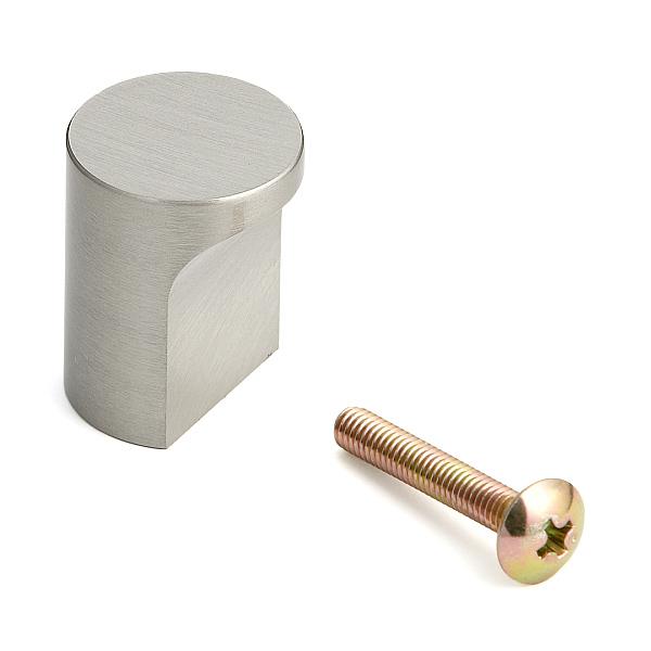 つまみ GLA型 注意:本製品のピンの位置や大きさにはばらつきがあります。付属品:GLA-12：十字穴付トラス小ねじM3x25GLA-16、GLA-20：十字穴付トラス小ねじM4x25材料:黄銅※黄銅（JIS表記名）は、「真鍮」とも呼ばれて...