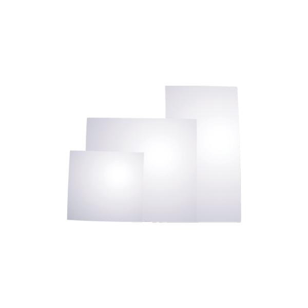 アクリル曲面ミラー   軽くて割れにくいので安全性が高いアクリルミラー。加工が容易。  仕様： 寸法(mm)：2t×100×100  品番：AR-1010  ※画像はイメージです。 ※パッケージ、仕様、品番などの変更が予告なく変更される場合...