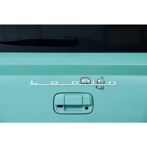 参考情報貼付位置：バックドア材質：ハイボスカルワンポイントのステッカーで、エクステリアをもっとおしゃれに。※■ 34 バックドアデカールと同時装着はできません。適合グレード【G/L/X】カタログ型番【 HE33S (5型) 】純正品番【 9...