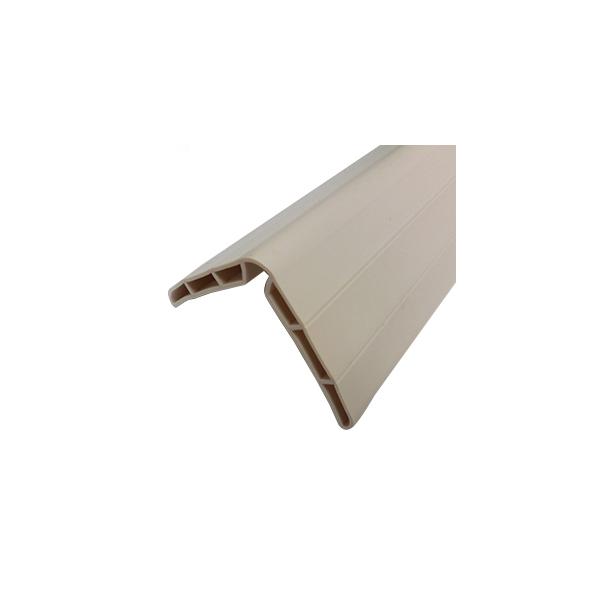 コーナーガード（粘着タイプ）   粘着テープタイプのコーナーガード。穴あけ不要で簡単にカットができます。  仕様： 色：アイボリ長さ（mm）：1000  品番：CSN-A10  ※画像はイメージです。 ※パッケージ、仕様、品番などの変更が予...