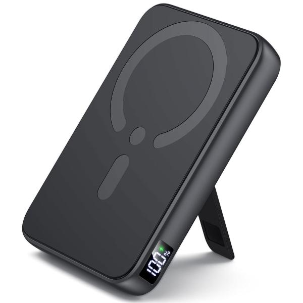 商品説明12000mAhの大容量とPD22.5W急速充電を両立した高性能モデル。MagSafe対応でスマホに吸着し、ワイヤレスでも安定した充電が可能です。3台同時充電に対応し、複数デバイスも効率よく充電できます。360°回転スタンド搭載で、...