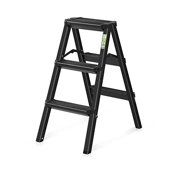 カラー：ブラックサイズ：三段★【商品寸法】広げた状態：幅39cm×奥58cm×高さ73cm 　収納時：幅39cm×奥行16cm×高さ78cm、コンパクトなデザイン、空間を省いて、狭い場所でも収納られます。★【商品素材】アルミ製で、耐荷重は1...