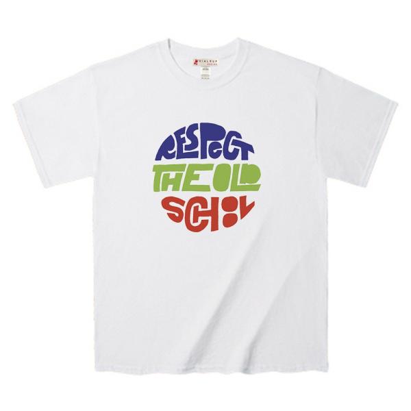 ＜OLDSCHOOL＞リスペクト・オールド・スクール！！ダブステップやクラックハウス、次々に進化していく新たな音楽もいいですがこの心を忘れちゃなりません。かわいい書体がストライクです！●S ：身丈 71 身幅 46 裄丈 41●M ：身丈 ...