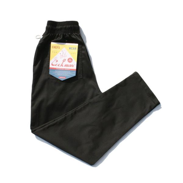 南カリフォルニアのシェフたちが考案した「CHEFPANTS」腰周りがゆったりしていて、ウエストは幅広のゴムが使用されているので、リラックスした着用感を実現。パンツをフックに引っ掛けるために考案された左腰のループは、鍵やチェーンを着けるなど、...