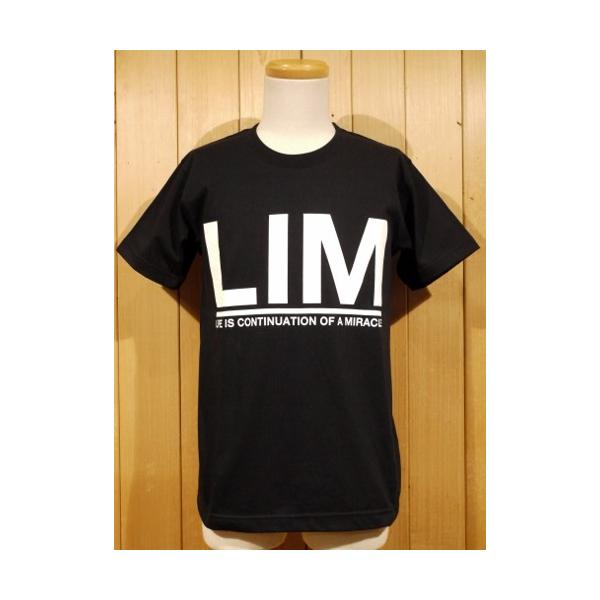 このTシャツは、東日本大震災震災後に友人のハーレーがカナダに流れついたエピソードをもとに作成しました。テーマは、ロゴにもなっている「LIFE IS MIRACLE(LIM)」です。震災時の津波の引き波で友人のバイクがコンテナガレージごと流さ...