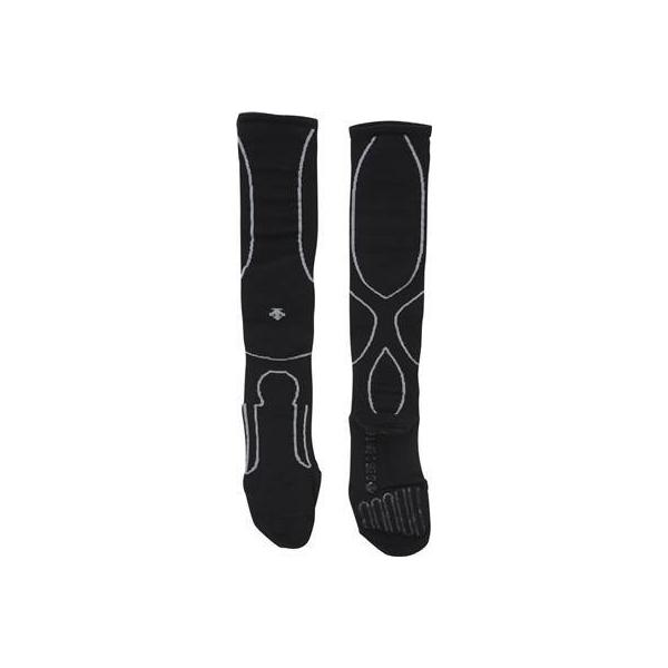 ■素材　クールマックス■機能　３Ｄ設計、アキレス腱、サイドホールサポート、片側アーチサポート、スベリ止め、ベンチレーションメッシュ足の形状に合わせた左右非対称の３Ｄ設計と足首まわりやアキレス腱をサポートするホールドサポートラインを設置したデ...