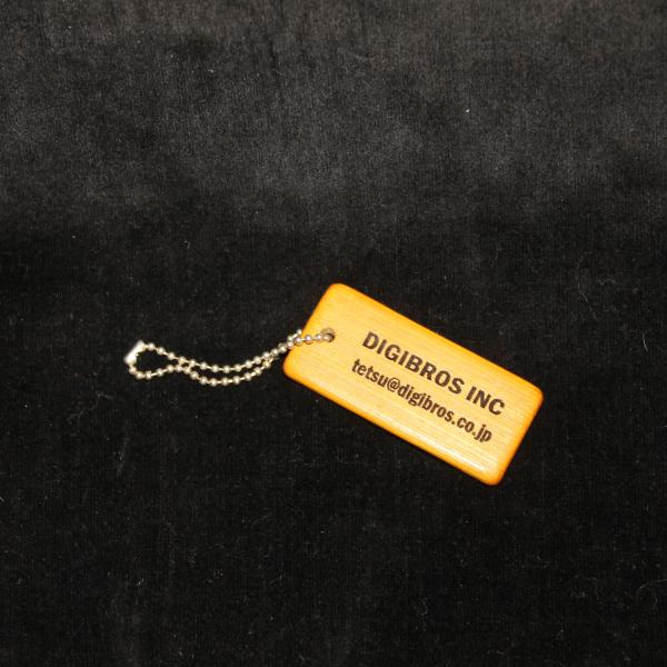 ◆とってもシンプル軽量ネームタグです。サイズ：約45ｍｍX20厚さ2.5ｍｍ