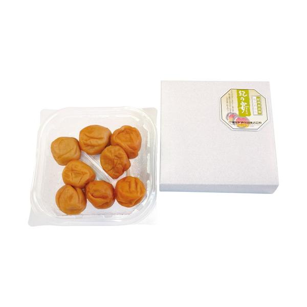 梅の銘店「味覚庵」がお届けする紀州産のうす塩昆布梅です。紀州和歌山県産の大粒の南高梅を昆布だしでうす塩に仕上げました。昆布の旨みが梅の酸味を抑え上品な味に仕上がっています。だしのきいた深い味わいは甘過ぎず、辛すぎず、お食事にもお酒にも相性抜...