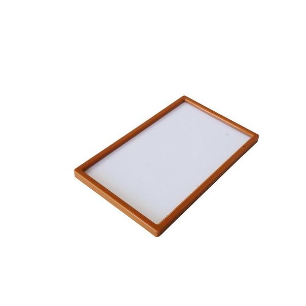 ●スチール棚に貼るならマグネット、壁や木製類なら糊跡の残らない両面テープと、使い分けいただけます。●名刺サイズのMサイズと薄い引き出しなどに適したSサイズの2種類がございます。●仕様：両面テープ●材質：ABS樹脂（透明PETシート・ホワイト...