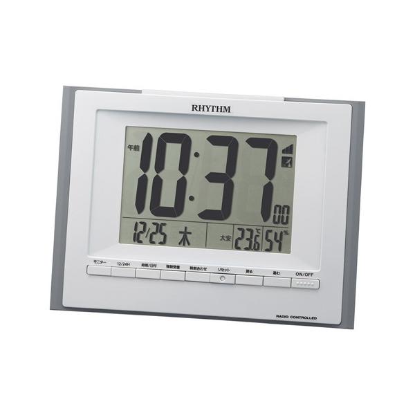 前面ボタンで操作しやすいデジタル時計です。○電波めざまし時計(受信回数:1日8回)○4段階電子音アラーム○スヌーズ機能○アラームオートストップ○12時間(午前・午後)表示/24時間表示切換式○カレンダー表示○六曜表示○温度・湿度表示○掛置兼...