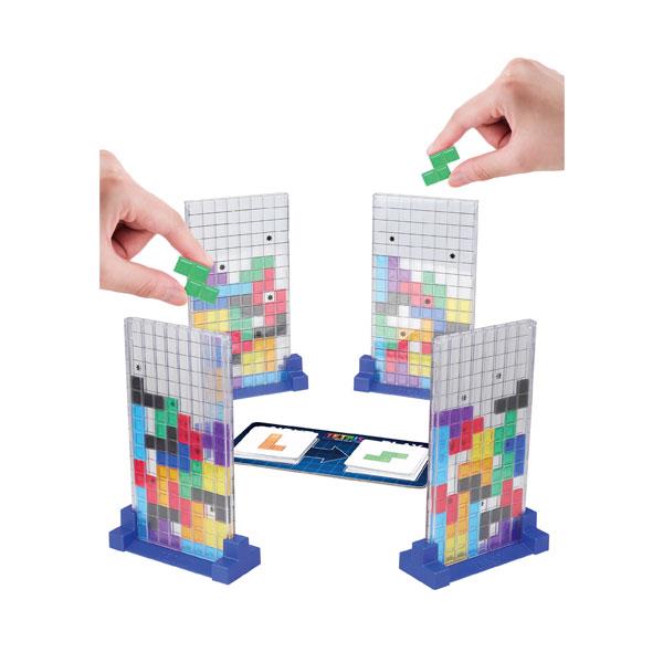 【発売日：2026年04月30日】送料無料◆テトリスバトル メガハウス ■発売予定：2026年4月予定(発売は遅れる可能性が御座います。)定番デジタルゲーム「テトリス」が最大4人プレイできるリアル対戦ゲームになった！カードで指定されたテトリ...