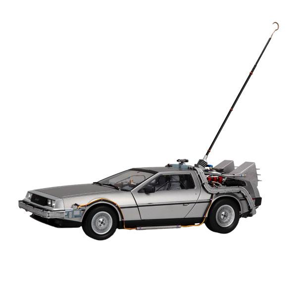 【発売日：2026年09月30日】アオシマ ムービーメカ 1/24 バック・トゥ・ザ・フューチャー Part1 タイムマシン フィギュア付き プラモデル BT-05 ■発売予定：2026年9月予定(発売は遅れる可能性が御座います。)1985...