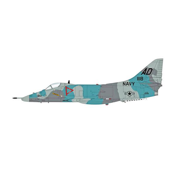 送料無料◆ホビーマスター 1/72 A-4E スカイホーク “Aggressor Scheme” 151118 VA-43 US Navy 1975 ダイキャスト製 完成品 HA1442 迫力ある造形とずっしりとした重みで再現される、重厚な...