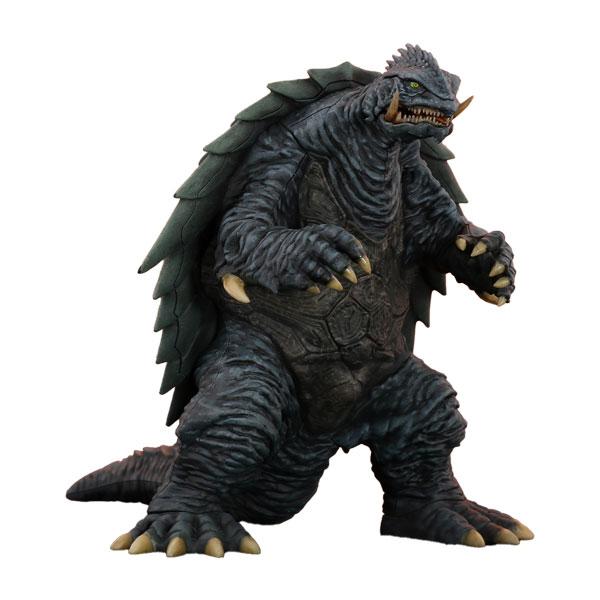 ガメラ (1999) 1/700 プラモデル エクスプラス 大怪獣シリーズやデフォリアル等、様々なシリーズで培った造形ノウハウをこのプラスチックモデルへと注ぎ込み、全高約15cmの中にガメラ(1999)のディテールを凝縮。また1/700スケ...
