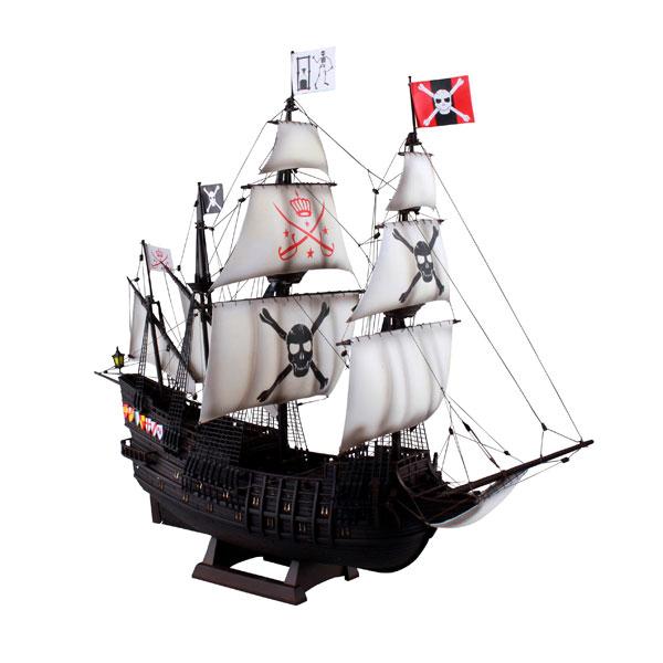 送料無料◆アオシマ 大型帆船 No.12 1/100 海賊船 プラモデル TVや劇中でおなじみ海賊船の登場です！！1/100大型帆船スパニッシュ・ガレオンをベースにドクロデカールと海賊旗を新規につくりました1/100スケールプラスチックモデ...