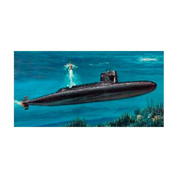 ドイツレベル 1/253 SSBエイブラハム・リンカーン (カットモデル) プラモデル 05185 アメリカ海軍の原子力潜水艦エイブラハム・リンカーンをカットモデルで再現。・完成サイズ：370mm1/253スケールプラスチックモデルキット※...