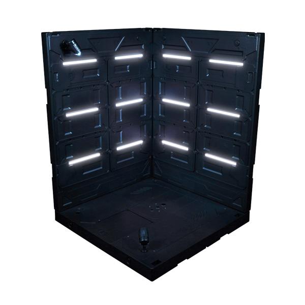 ワンダーウェイ商事 LEDハンガーベースプラス USB給電 ディスプレイスタンド 工具不要♪簡単組み立て式LED付き格納庫第二弾【LEDハンガーベースプラス】登場！！総数120個のLEDが鮮やかに点灯！LED力ラ一全9色から切替可能！さらに...