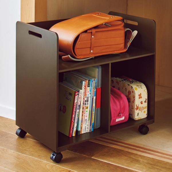 新入学、新学期におすすめ！ごちゃつく部分は隠してすっきり学習道具は隠して収納。これまでのランドセルラックと一線を画す新たなタイプが登場。■ワゴン天板は間口が広く、ランドセルが置きやすい設計。■ピアニカやお習字道具も置ける広々設計です。■押し...
