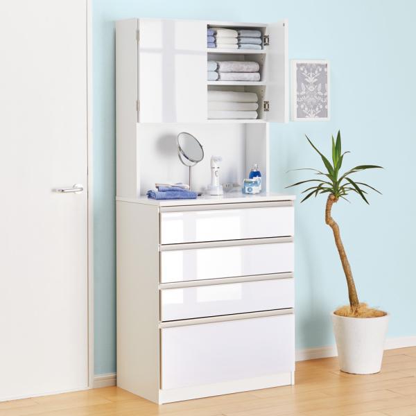 水回りでの使いやすさとコンセント付きが便利な洗面所チェスト●清潔感のある光沢ホワイトを前面と天板を使用した洗面所収納です。●幅は44.5cm、59.5cm、75cmの3タイプ。●圧迫感のないロータイプ（高さ92cm）と扉収納付きのハイタイプ...