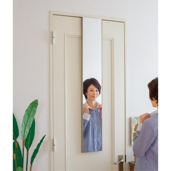 割れない軽量フィルムミラー ドア掛けタイプ 20×120cm［細枠フレーム］ 防災用品 防犯用品 耐震グッズ ディノス dinos 人気 おしゃれ鏡を掛ける壁がない場合や、スペースを有効に使いたい方におすすめです。軽量なので、ドアの開閉を邪...