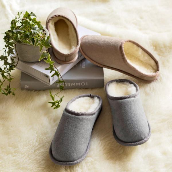 メリノン つま先まで羊毛たっぷり 洗える羊のスリッパ  Mサイズ・Lサイズ タオル スリッパ ルームシューズ ディノス dinos 人気 おしゃれ素足が喜ぶぬくぬくサラサラの履き心地冬の寒さから足全体をふんわりと包み込む、心地よい温もり。冷...