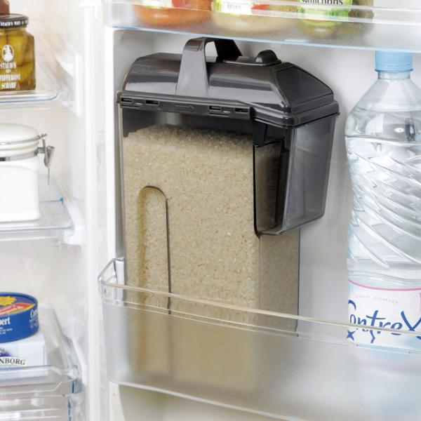 米スターの米ポット（米びつ・2kg用） 米びつ ライスストッカー  爆買 ディノス dinos 人気 おしゃれ貴重なお米。冷蔵保存で安心！「米スターの米ポット」は冷蔵庫に入れてお米を保存できる専用容器です。冷蔵保存により虫の発生を防ぎ、お米...