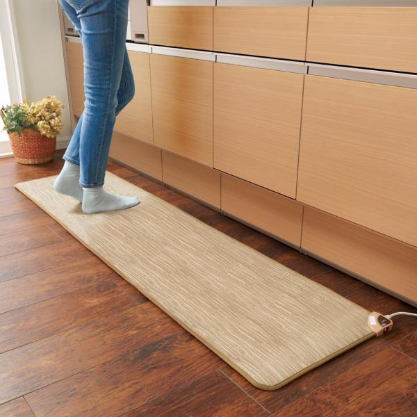 ≪約45×130cm≫ ホットキッチンマット カーペット柄 季節家電 生活家電 暖房器具 ヒーター ディノス dinos 人気 おしゃれ底冷えするキッチンの足元や、集中したいデスクワーク時など、ピンポイントで使えるホットカーペット。防水表面...