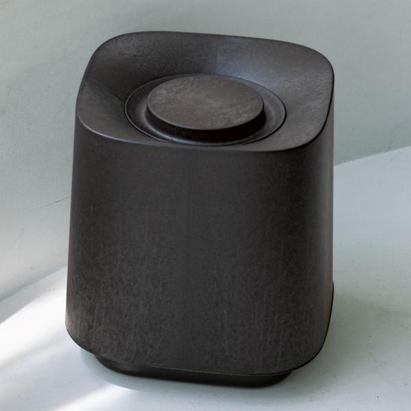 ONOM（オノム） ごみ箱 6L ふたあり ダストボックス リビング ディノス dinos 人気 おしゃれ“割れないお皿”で人気の 「ARAS」と同じチームが立ち上げた新ブランド「ONOM」。プラスチックに見えない独特の質感でインテリアを格...