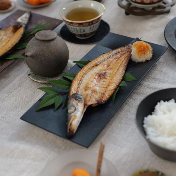 エイラス 割れない皿 割れないうつわ 食器 食洗器対応 日本製 国産 割れ ない ARAS ヒートコレクション角皿たまり 電子レンジ使用可能の割れないお皿 ディノス dinos 人気 おしゃれ待望の角皿の新登場！食卓の隙間を埋め、 焼き魚か...