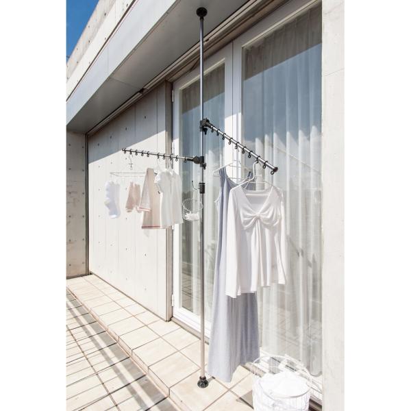 「どこでもポール」ワンタッチつっぱり物干し アーム2本（内外兼用） 洗濯用品 物干し 室内 屋外 洗濯物干し台 ディノス dinos 人気 おしゃれ●ワンタッチでつっぱりポールを1本立てるだけで、好きな場所が物干し場になる人気のシリーズ。●...