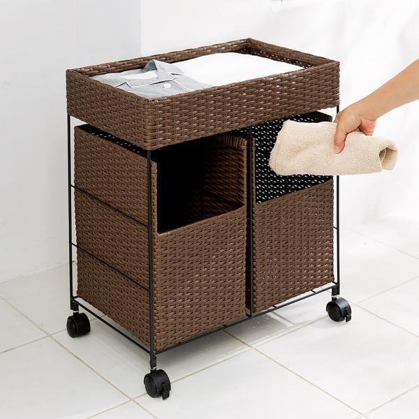 ラタン風分別ランドリーバスケット 2分別 トイレ 洗面所 ランドリー収納 ランドリー 洗濯かご ディノス dinos 人気 おしゃれ〜くるっと回して生活感を隠せる、おしゃれなバスケット〜 ◆分別できるバスケットは、前面の口が開いているので洗...