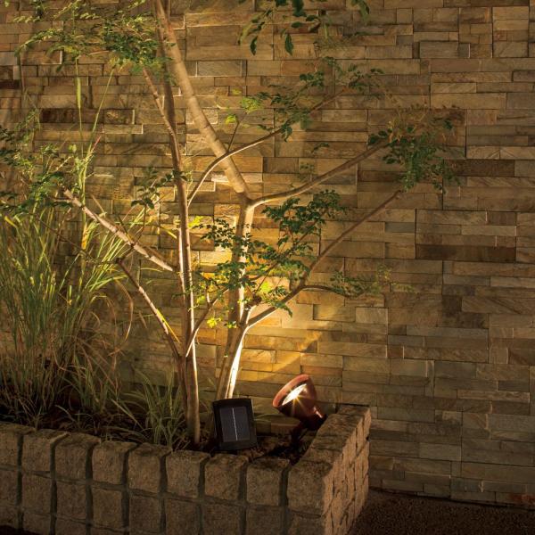 ハイパワーソーラーアップライト 照明器具 ライト 時計  爆買 ディノス dinos 人気 おしゃれライトとパネルを離して置ける分離式。電気代がかからず家計にも優しい！工事不要で日陰にも設置可能です。