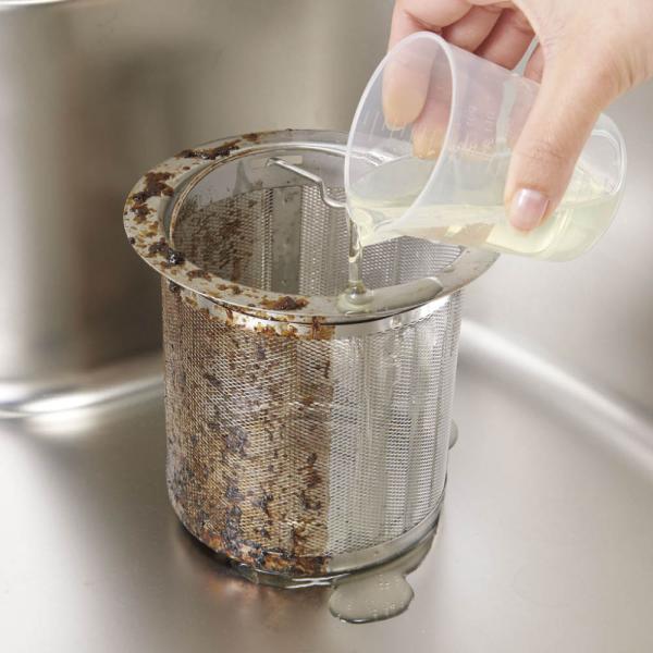 業務用 強力パイプ洗浄剤 「ピカットロンプロ」 2L 掃除 お手入れ用品 ディノス dinos 人気 おしゃれとろりとした液体がじっくりとどまり、排水溝のこびりつき汚れを根こそぎ分解します。詰まりや悪臭の原因とされる毛髪や油脂、かびもキレイ...