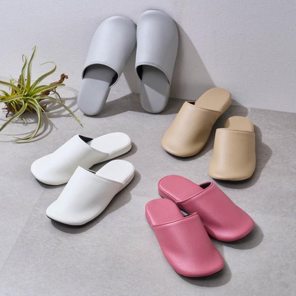 足にフィットする抗菌スリッパ 1足 トイレ用品 トイレペーパーホルダー スリッパ  ディノス ディノス dinos 人気 おしゃれ高級感のあるリビングスリッパ。エンボス調の合成皮革で、汚れたらサッと水拭きできお手入れも簡単。汚れが気になった...