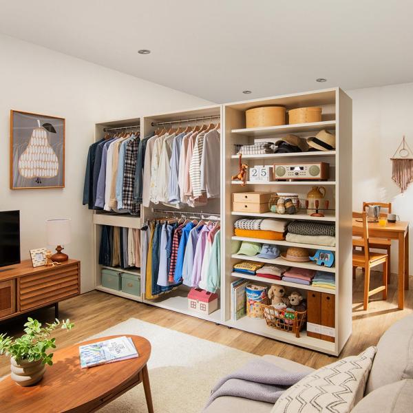 ≪幅89.5cm≫ 簡単に間取りを変更できる 移動間仕切りファミリークローゼット 棚7段タイプ リビング収納 パーテーション 間仕切り ディノス dinos 人気 おしゃれお部屋をもう1つ。工事なしで（ア）ホワイト（木目）　写真左から「ハン...