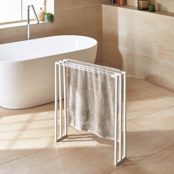 ≪2連≫ アクリルバーが美しい ランドリーシリーズ バスタオルハンガー 洗濯用品 物干し 室内 屋外 洗濯物干し台 ディノス dinos 人気 おしゃれモダンなインテリアにもマッチする高級感のあるデザインです。モダンでスタイリッシュな印象な...