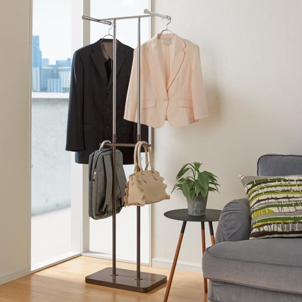 手軽で便利なショップスリムハンガー ダブルタイプ 衣類収納 ポールハンガー ディノス dinos 人気 おしゃれダークブラウン　ダブルタイプ省スペース設計の“ちょい掛けハンガー”あったらいいなと思う場所に置ける、まるでショップのようなスタイ...