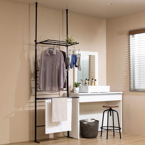 ≪物干し＋棚板2枚セット≫ たためるつっぱりラダー物干し 洗濯用品 物干し 室内 屋外 洗濯物干し台 ディノス dinos 人気 おしゃれありそうでなかった「超薄型＆省スペース」の物干し使いやすさとデザインにこだわった、ディノスが開発した物...