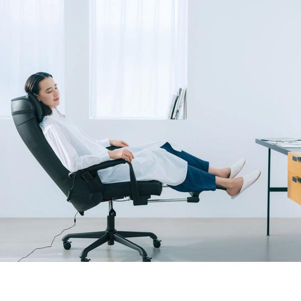 AiMY/エイミー ワーキングマッサージチェア 季節家電 生活家電 器具 ディノス dinos 人気 おしゃれ一見お洒落なワーキングチェア。なんとマッサージチェアでもあるのが驚きです。3種の自動コースに加え、もみ玉の動きや位置をカスタマイズ...
