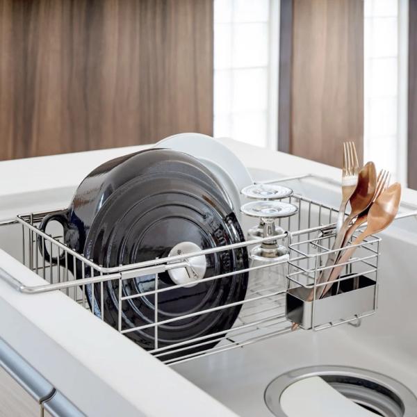 ≪幅23.8cm≫ シンク内に隠せる頑丈深型2way水切り（箸立て付き） 水切りかご ラック シンク周り用品 ディノス dinos 人気 おしゃれリビングから見えない水切りなら、対面式キッチンがスマートに。シンク内にすっぽり収まって洗い物が...