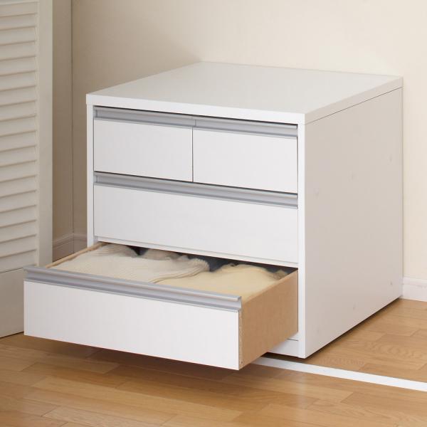 衣装ケース 衣類収納 引き出し 日本製 タンス 押入れ 奥行が選べる隠しキャスター付きチェスト 深めのクローゼットタイプ 奥行60幅60高さ58.5cm・3段 ディノス dinos 人気 おしゃれ前面・天板の光沢感が美しい、隠しキャスター付...